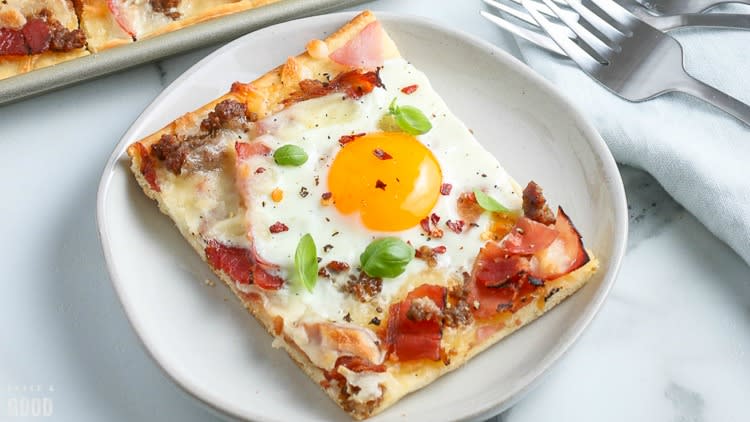 how to prepare egg pizza